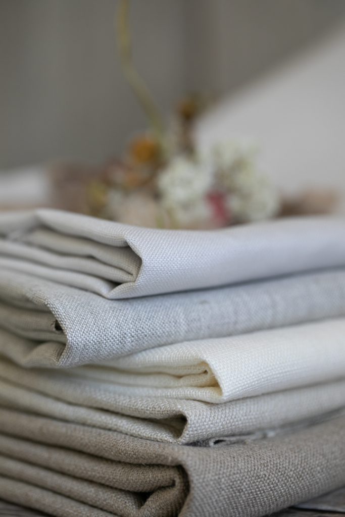 The pros and cons of bespoke linen curtains | Helen Izzard Interior ...